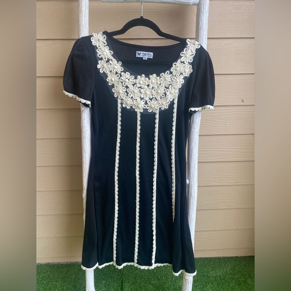 Papillon Blanc | Dresses | Papillon Dress | Poshmark